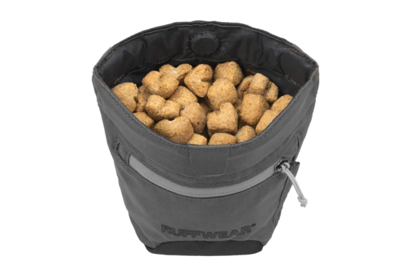 Ruffwear Treat Trader™ Godbids taske Granite Gray